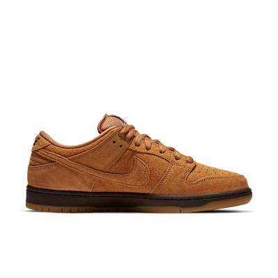 Nike SB Dunk Low Pro Skate Shoe. Nike CA