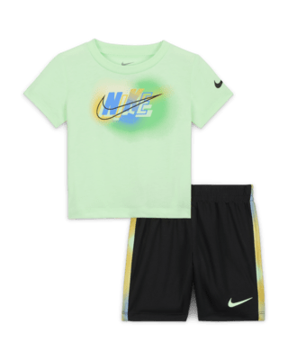 Set Nike Hazy Rays med shorts för baby (12–24 mån). Nike SE