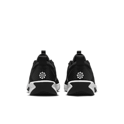 Nike Omni Multi-Court Older Kids' Indoor Court Shoes. Nike IE