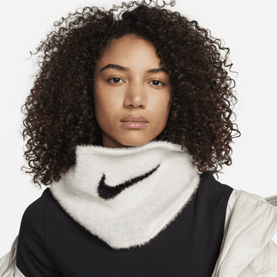 Nike Plush Knit Infinity Scarf. Nike UK