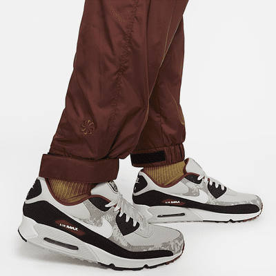 Nike Sportswear Repel Tech Pack Geweven herenbroek met voering. Nike NL