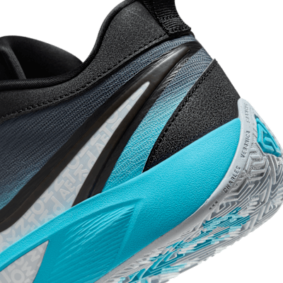 Giannis Freak 6 'Christmas' Older Kids' Basketball Shoes. Nike ID