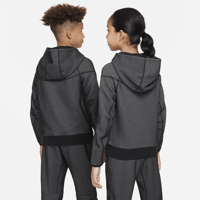 Nike Sportswear Tech Fleece Older Kids' (Boys') Winterized Full-Zip Hoodie. Nike CZ