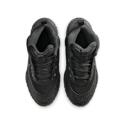 Nike Terrascout Older Kids' Boots with Reflective Design Accents. Nike UK