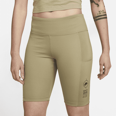 Nike Sportswear Women's Mid-Rise Ribbed Biker Shorts. Nike NL
