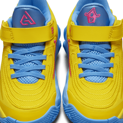 Giannis Immortality 4 'Candy Funhouse' Younger Kids' Shoes. Nike ID