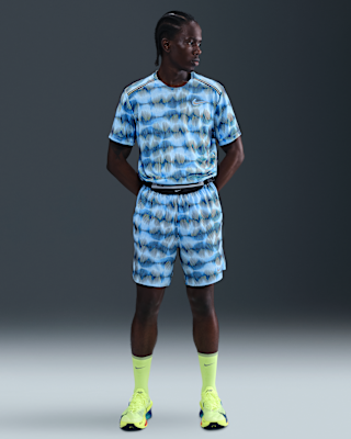 Löparshorts med innerbyxor Nike Challenger 18 cm för män. Nike SE