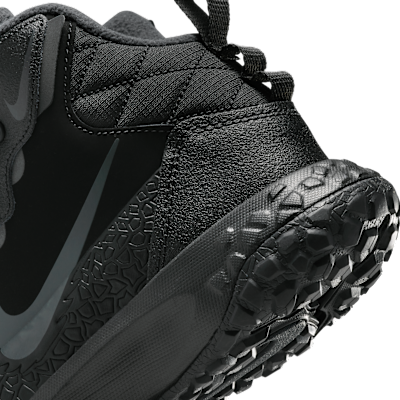 Nike Terrascout Older Kids' Boots with Reflective Design Accents. Nike UK
