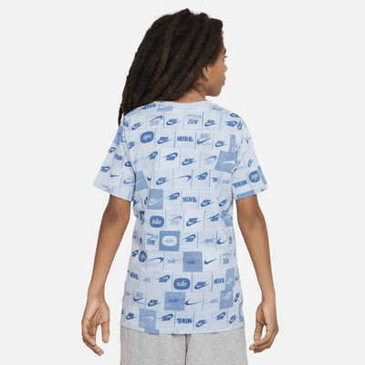 Nike Sportswear Older Kids' T-Shirt. Nike BG