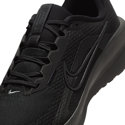 Nike Downshifter 13 Men's Road Running Shoes (Extra Wide). Nike.com