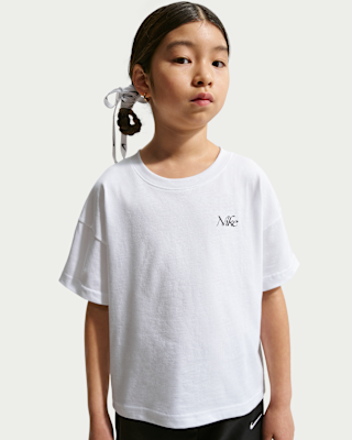 Nike Sportswear Older Kids' (Girls') Boxy T-Shirt. Nike MY