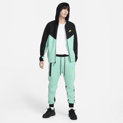 Pantalon de jogging Nike Sportswear Tech Fleece pour homme. Nike LU