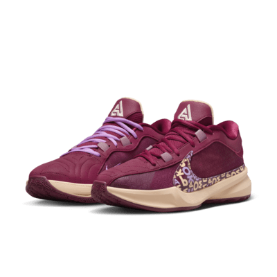 Freak 5 EP Basketball Shoes. Nike VN