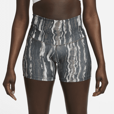 Nike Yoga Pantalón corto de 13 cm y talle alto - Mujer. Nike ES