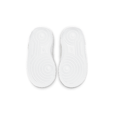 Nike Force 1 LV8 3 Baby and Toddler Shoe. Nike VN