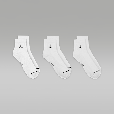 Jordan Everyday Ankle Socks (3 Pairs). Nike UK