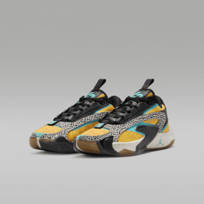 Luka 2 'The Pitch' Older Kids' Shoes. Nike LU