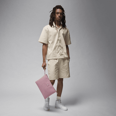 Jordan Monogram Pouch (0.98L). Nike.com