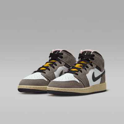 Air Jordan 1 Mid SE sko til store barn. Nike NO