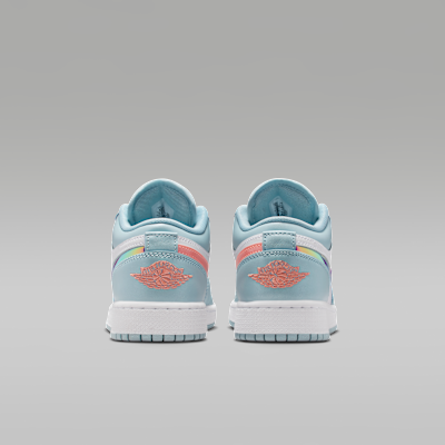 Air Jordan 1 Low SE Older Kids' Shoes. Nike VN