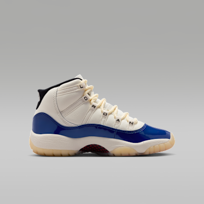 Air Jordan 11 Retro "Rare Air" Big Kids' Shoes. Nike JP