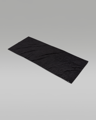 Jordan Flight Pool Towel. Nike DK