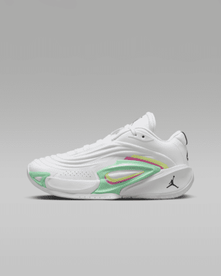 Luka 3 'Photo Finish' Older Kids' Basketball Shoes. Nike ID