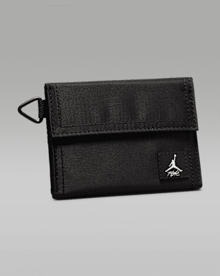 Jordan Men's Flight Trifold Wallet. Nike JP