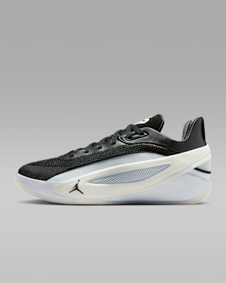 Luka 5 Basketball Shoes. Nike CA