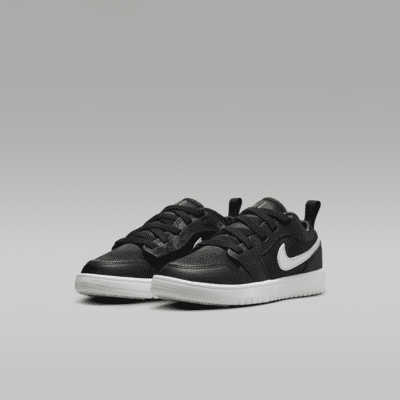 Jordan 1 Low Alt SE Younger Kids' Shoes. Nike IN