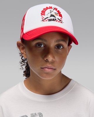 Jordan Older Kids' Deep Dish Trucker Hat. Nike UK