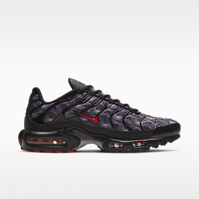 Chaussure Nike Air Max Plus pour Homme. Nike LU