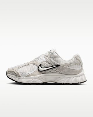 Nike V5 RNR Suede Women's Shoes. Nike FI