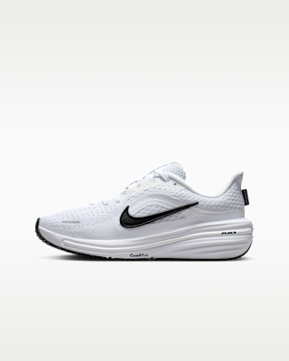 Nike Winflo 12 Older Kids' Road-Running Shoes. Nike SI