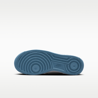 Nike Air Force 1 Older Kids' Shoes. Nike HR