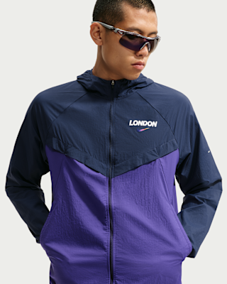 Nike Stride Men's Repel Running Jacket. Nike SI