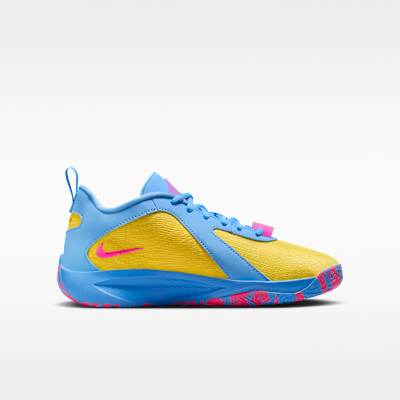 Giannis Freak 6 "Candy Funhouse" 大童籃球鞋。Nike TW