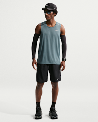 Calções de running sem forro de 23 cm Nike Miler Dri-FIT para homem ...