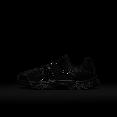 Nike V5 RNR Big Kids' Shoes. Nike.com