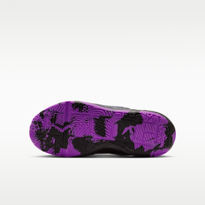 Nike Team Hustle D 12 Older Kids' Basketball Shoes. Nike IN