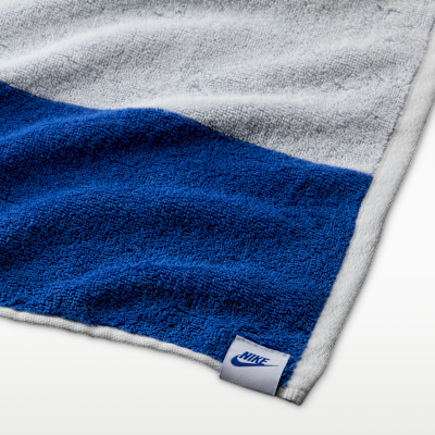 Nike Club Pool Towel. Nike UK