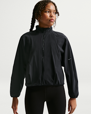 Nike MAVN Girls' Water-Repellent UV Woven Jacket. Nike IN