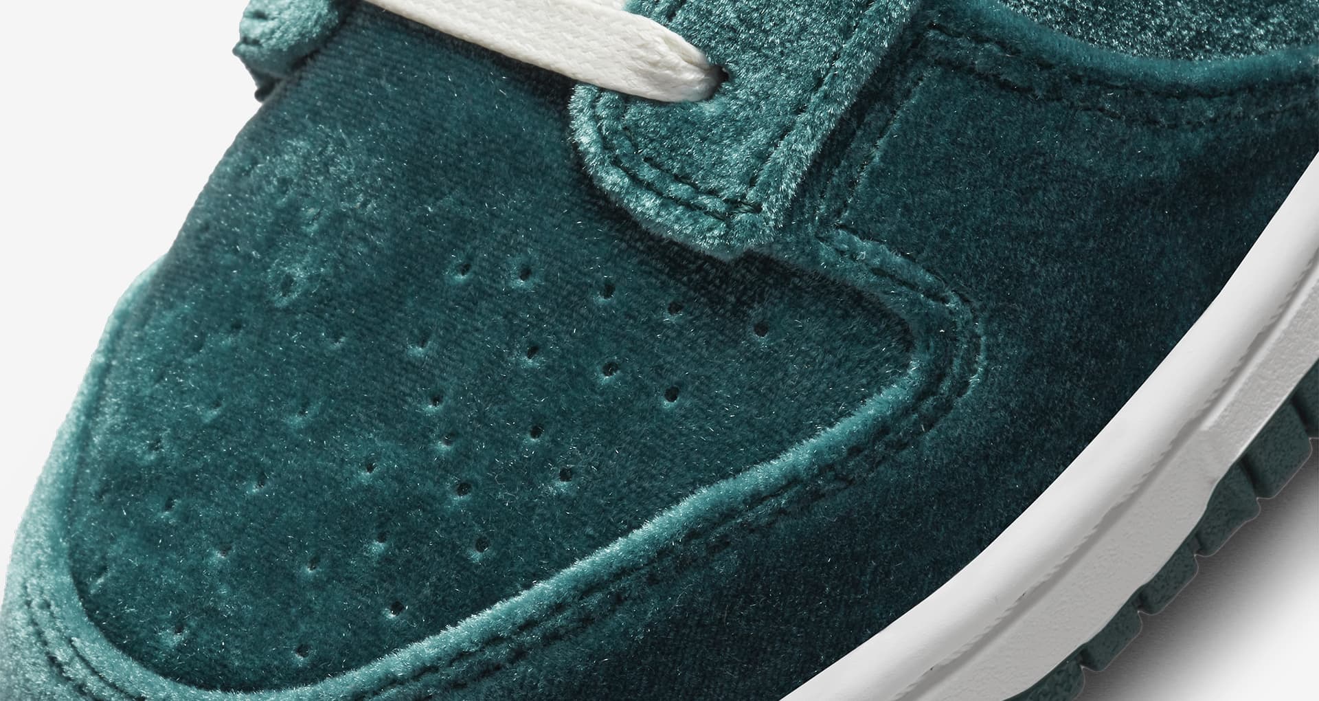 Women's Dunk Low 'Atomic Teal' (DZ5224-300) Release Date. Nike SNKRS ID