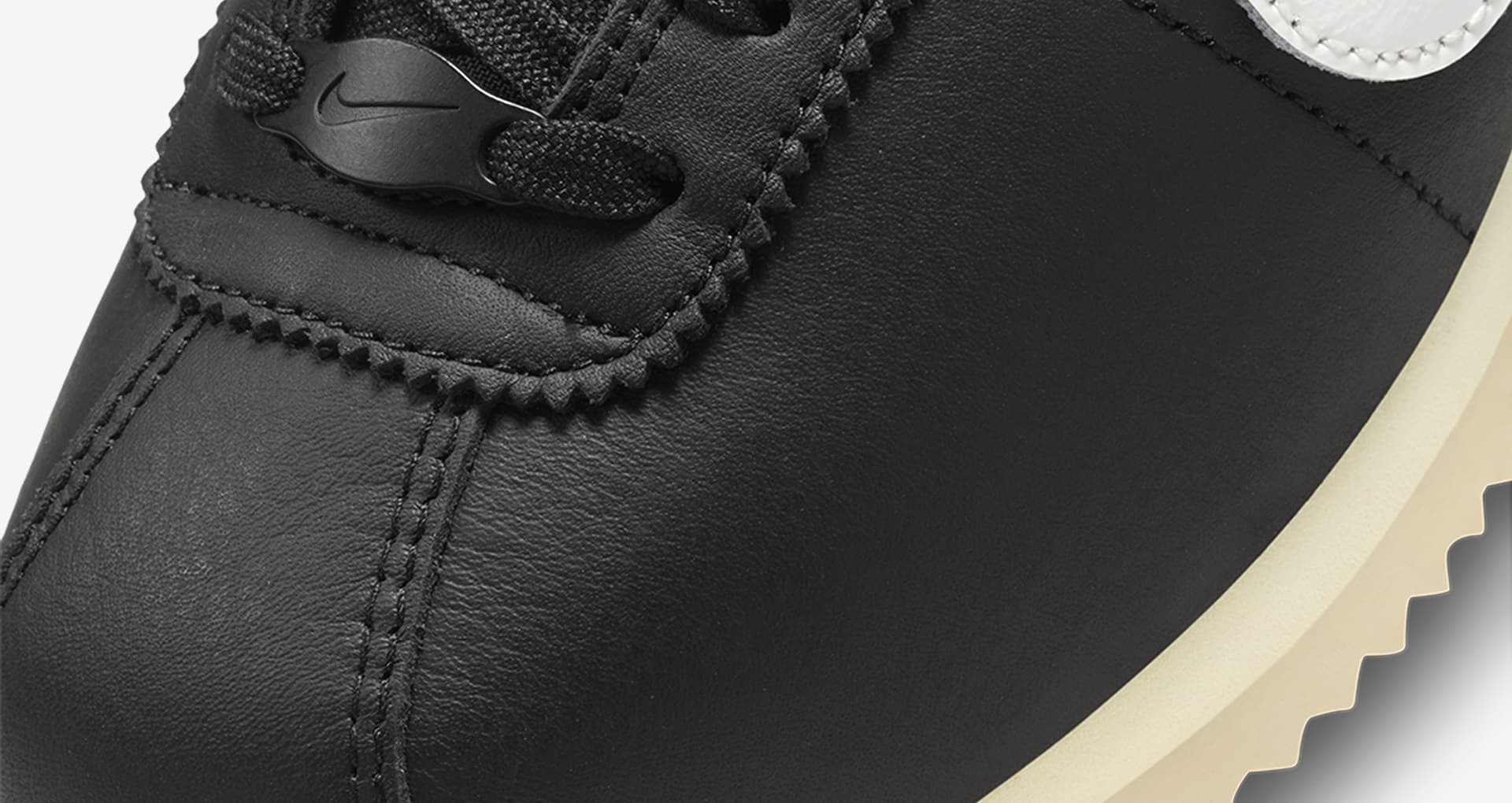 Fecha de lanzamiento del Nike Cortez para mujer "Black and Sail ...