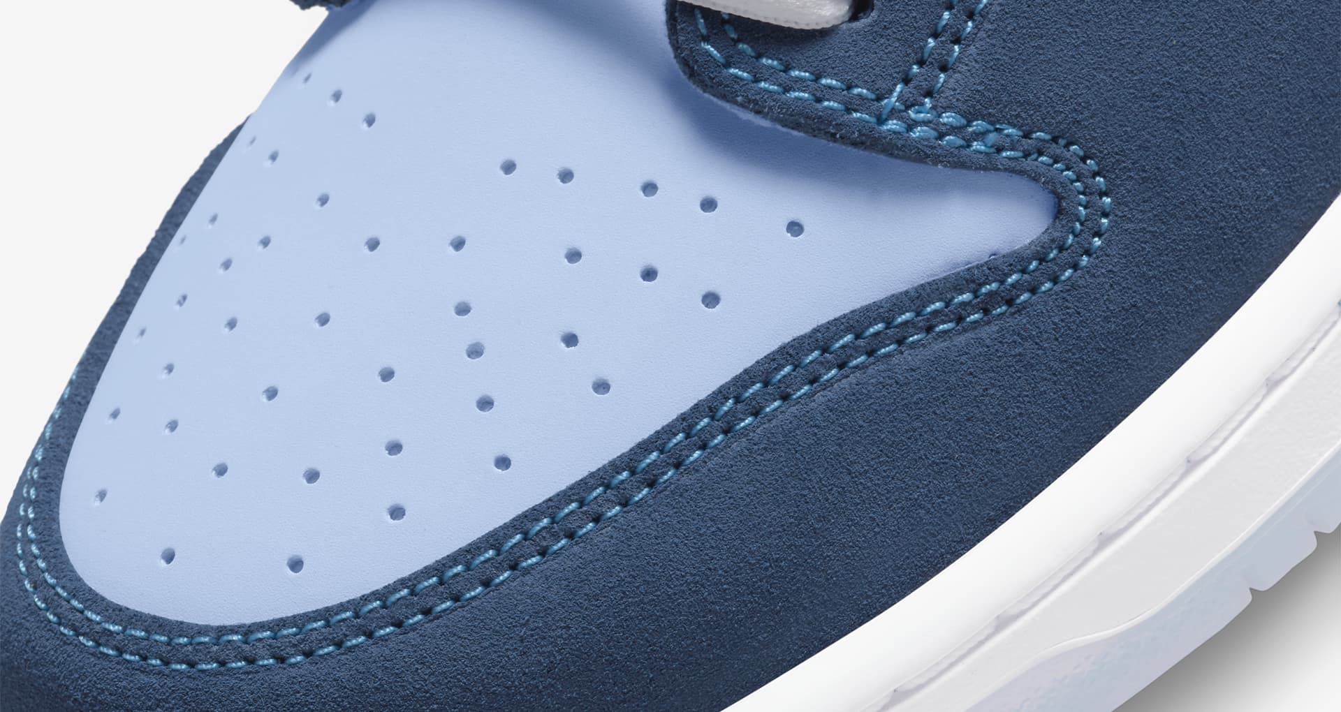 【NIKE公式】SB ダンク LOW 'Why So Sad?' (DX5549-400 / NIKE SB DUNK LOW PRM WSS ...