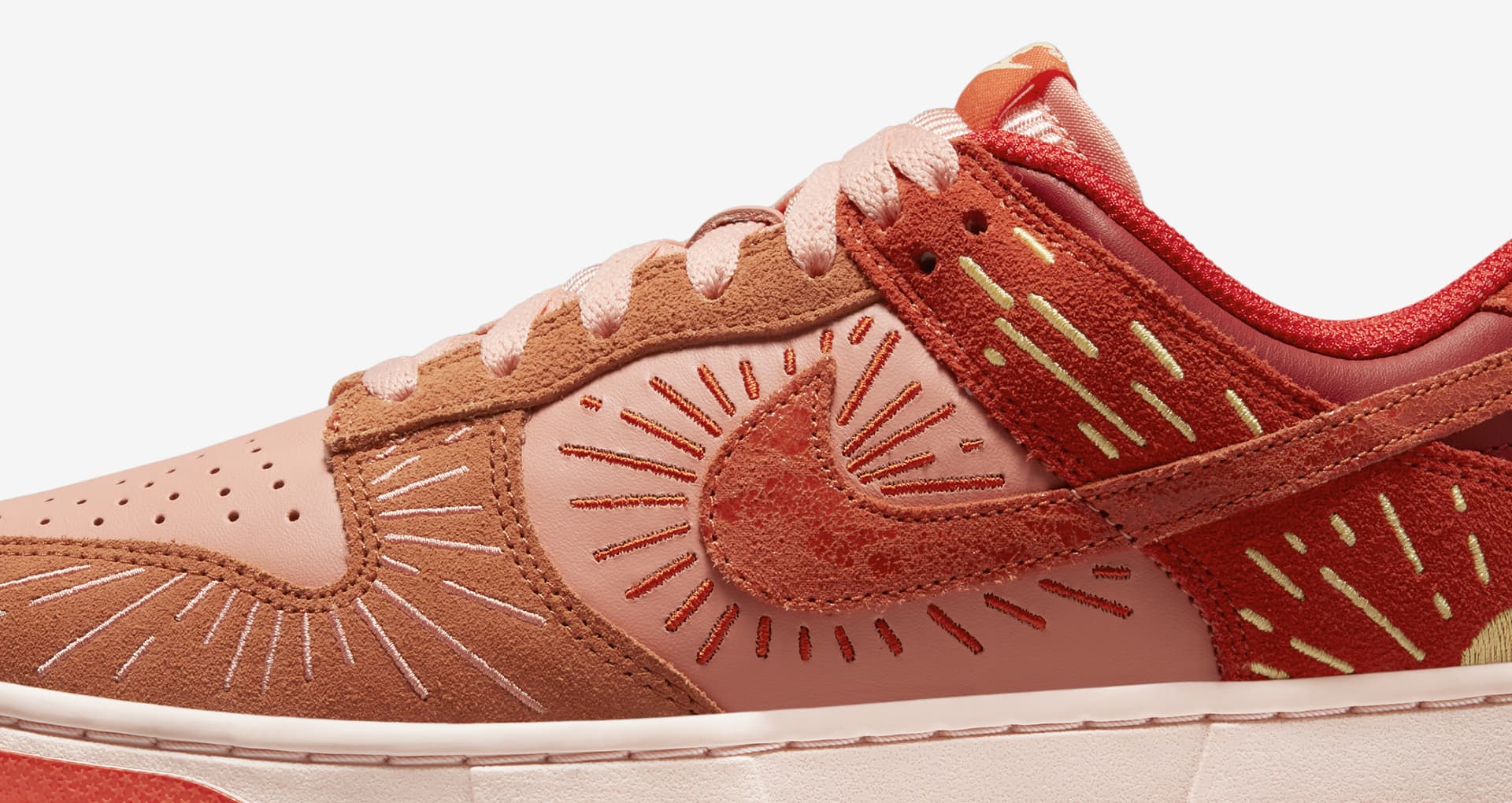 Women's Dunk Low 'Winter Solstice' (DO6723–800) Release Date. Nike SNKRS CA