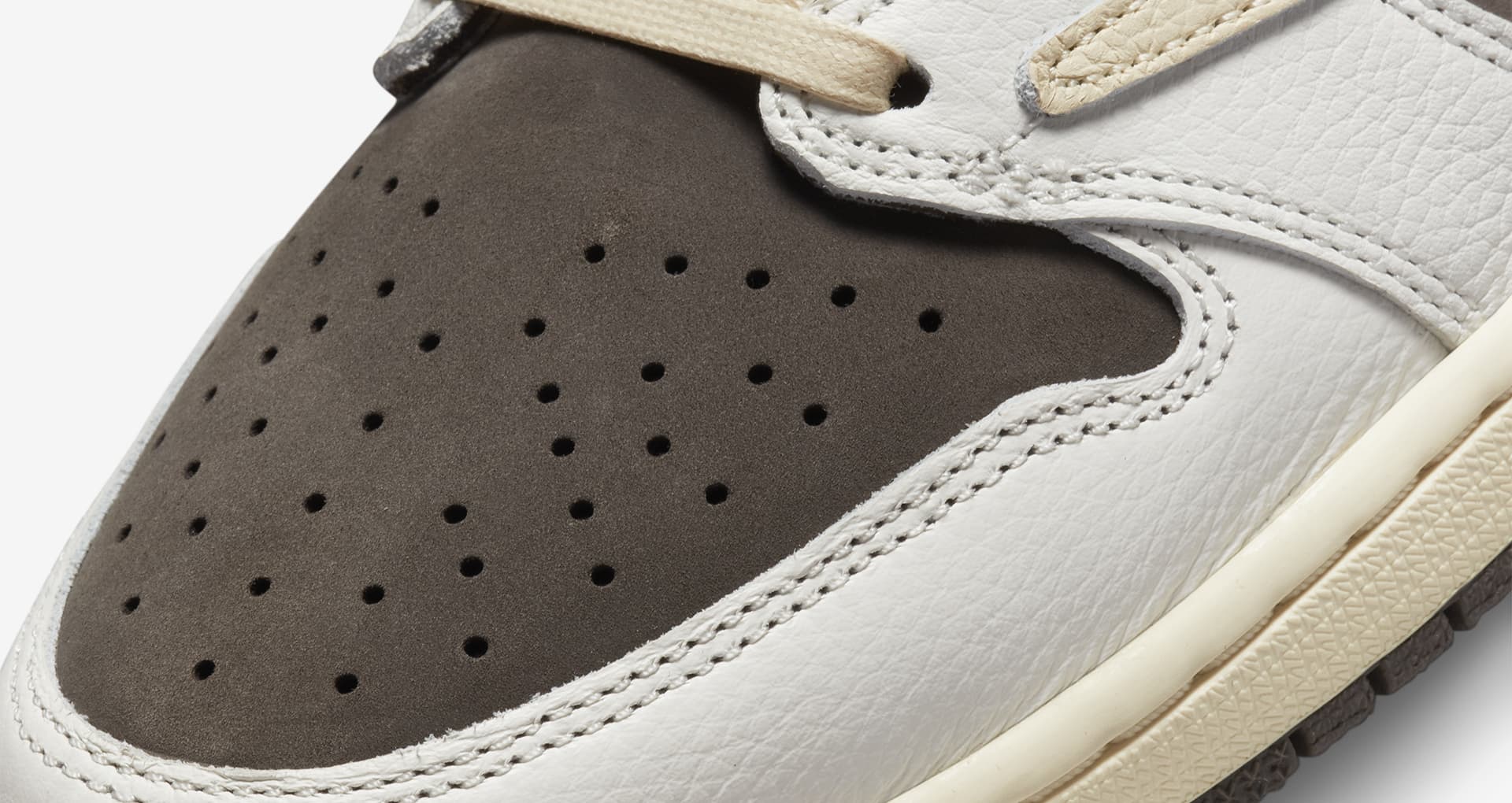 Fecha de lanzamiento del Air Jordan 1 Low x Travis Scott "Sail and ...