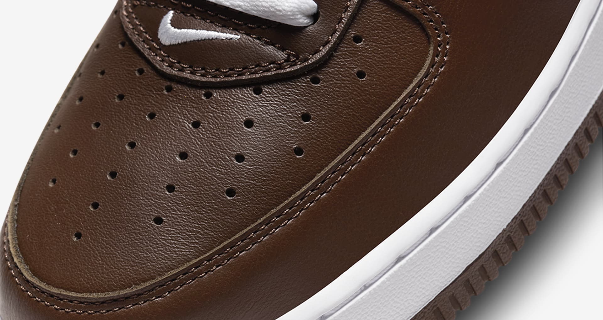 Air Force 1 Low 'Chocolate' (FD7039-200) release date. Nike SNKRS IN