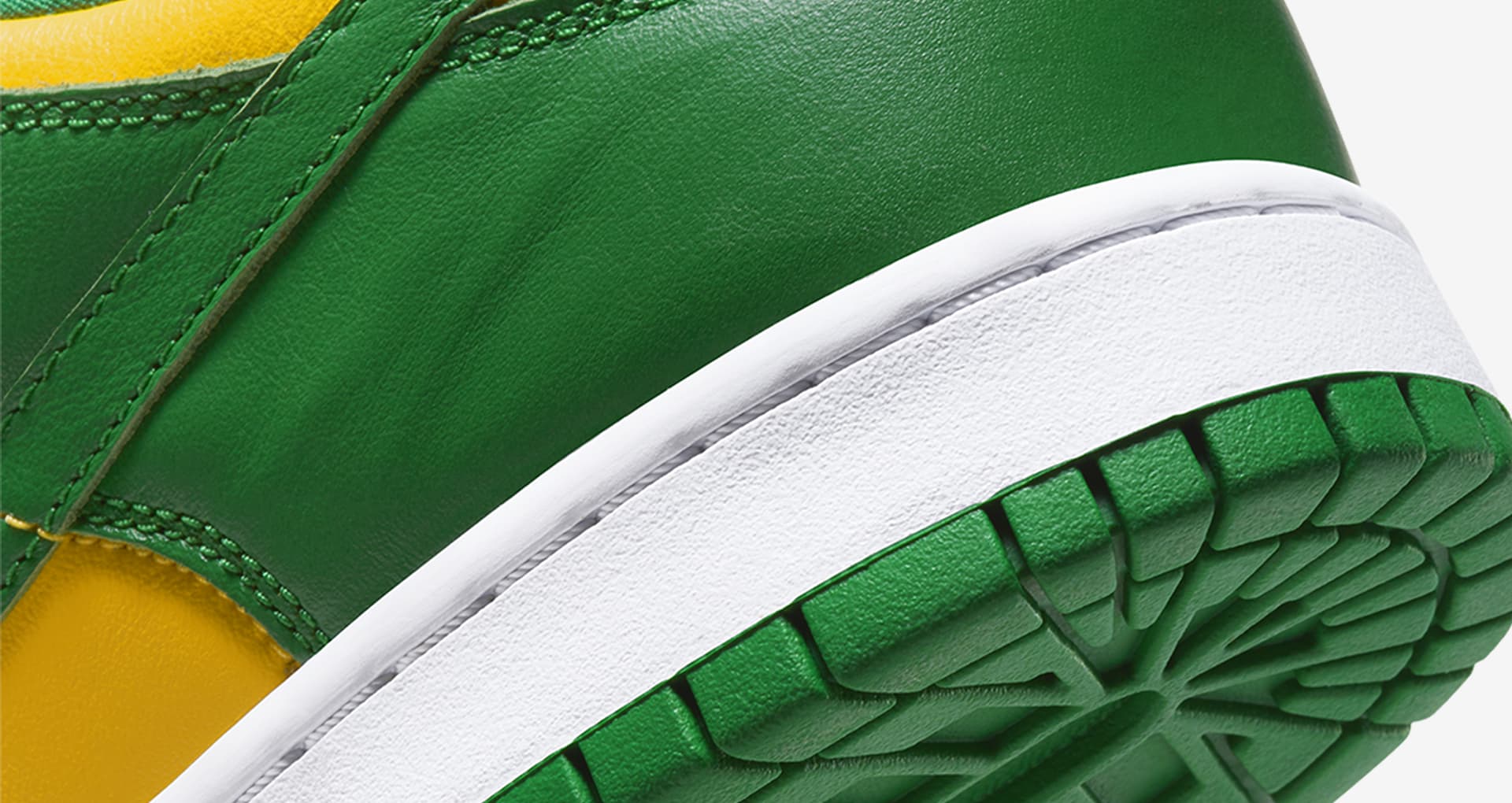 Fecha de lanzamiento del Dunk Low "Pine Green and Varsity Maize ...