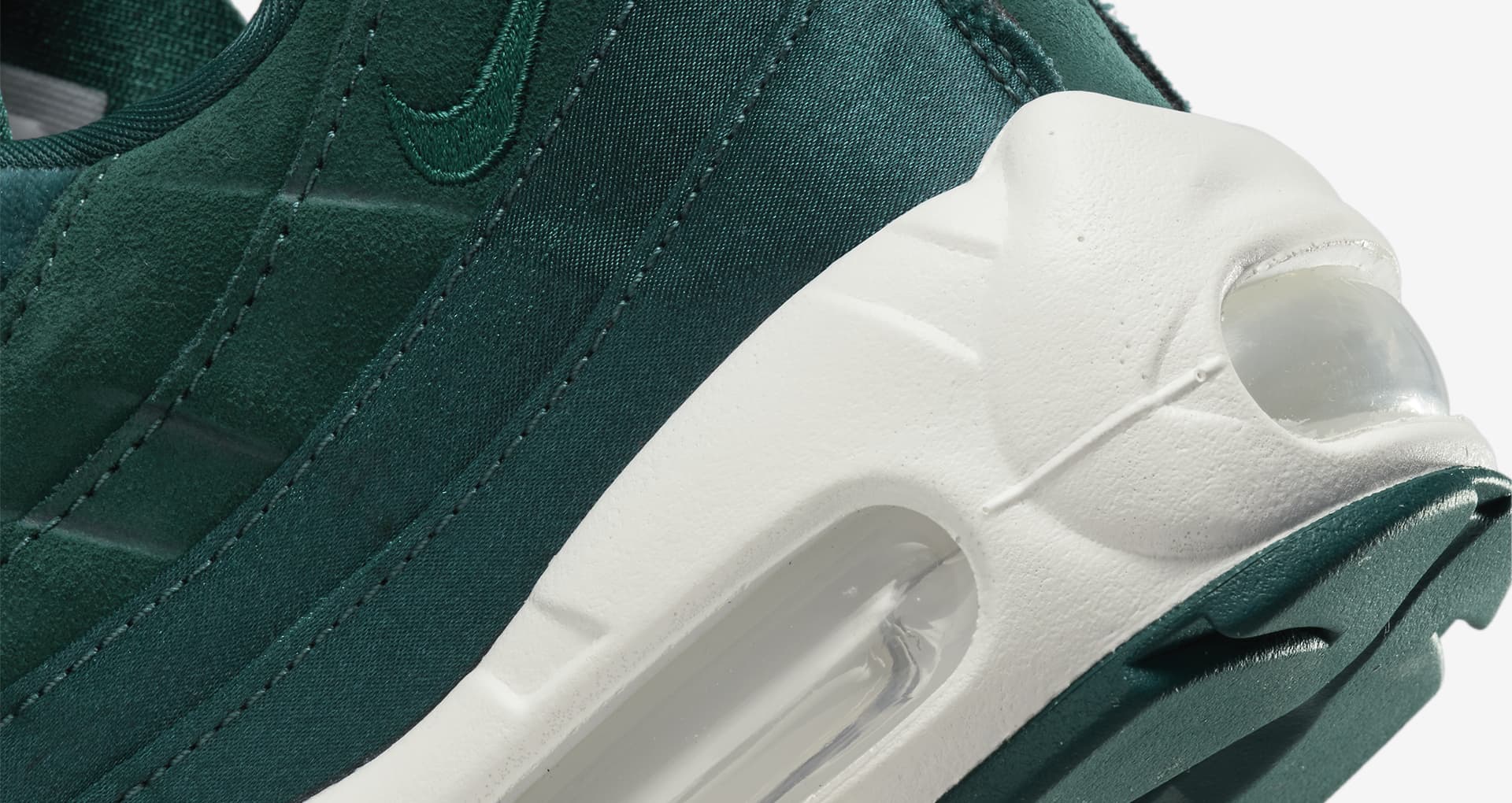 Air Max 95 'Velvet Teal' (DZ5226-300) Release Date. Nike SNKRS IN